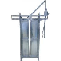 China Carbon Steel 2.25m Height Livestock Handling Equipment For Cattle Yard for sale