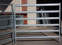 China 40x80mm Oval Tube Livestock Fence Panels Galvanized Corral Farm Equipment for sale