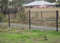 China Beautiful Looking Euro Ral6005 Rolled Top Fence For Gated Community Guard House for sale