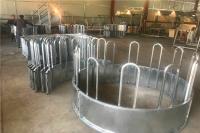 China 2m Steel Pipe Anti Rust Galvanized Hay Feeder Round For Cattle / Horse for sale
