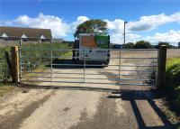 China Galvanized Powder Coated 1.17m Rural Farm Gate Livestock Handling Equipment for sale