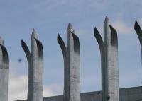 China 50x100mm Post Triple Pointed Palisade Fencing Hot Dip Galvanized Gp Security Grade for sale