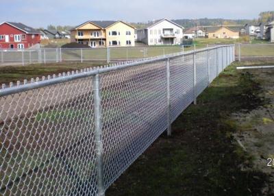 China Zinc Coated 6ft 8ft Diamond Chain Link Fence 15m Roll Cyclone Wire Mesh for sale