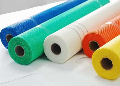 China 145g 4*4 / 5*5mm Fiberglass Mesh Fabric High Tensile Strength for sale