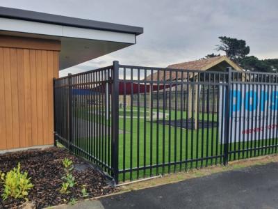 China Modern Metal Steel Tubular Fencing Galvanized Picket Wrought Iron Panels for sale