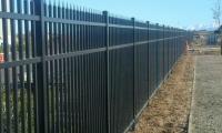 China 1.8m Height Black Powder Coated Tubular Fencing Spear Top for sale