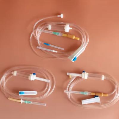 China Disposable Medical Infusion Set with 20 Drops/ml Transparent Tube and Adjustable Flow Regulator for sale