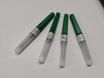 China Disposable Multi-Sample Blood Collection Needle with Tri-Beveled Design and Self-Sealing Rubber Valve for Hospital-Grade Safety for sale
