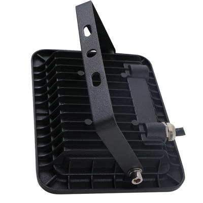 China 50W Die Cast Led Stadium Flood Light Outdoor Square Ip65 Waterproof Telescopic Mounted for sale