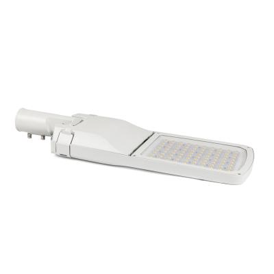 China 200W Smart Sensor Outdoor LED Street Lights ADC12 IK09 For Road Public for sale