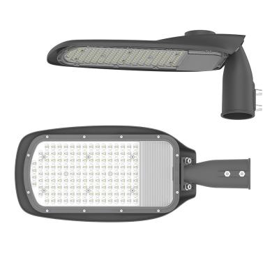 China Aluminium Outdoor LED Street Light Fixtures For Residential Areas And 3-12m Installation Heights for sale