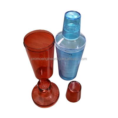 China 600ml Capacity BPA Free Plastic Shaker Lightweight Leakproof Design Cocktail Mixer for sale