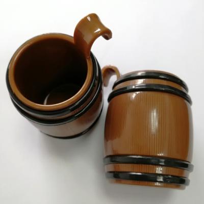 China Custom Barrel Plastic Shot Glass 25ml / 50ml Whiskey Tasting Cup for Bar Promotions, Weddings & Corporate Gifts for sale