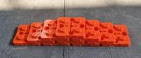 China 10-Pack Per Set RV Leveling Blocks Stabilizer & Tire Saver Ramp with Interlocking Design for Caravan for sale