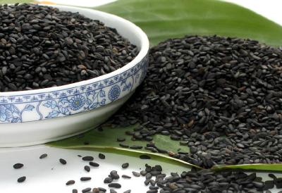 China 607-80-7 Black Sesame Seed Powder Extract 99%Sesamin for sale