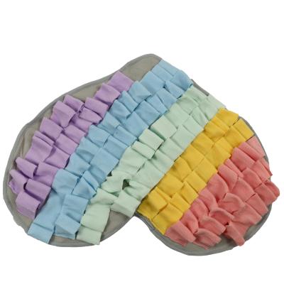 China Heart Shaped Pet Sniffing Mat For Lick Mat Training Skills For Large Dogs Older Cats for sale