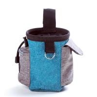China Outdoor Pet Carrier Bag Cats And Dogs Travel Pouch With Adjustable Straps for sale