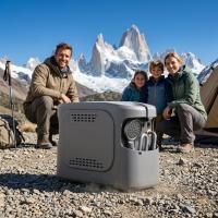 China Compact Portable 6L Copper Gas Water Heater 5200mAh USB Battery Powered for Outdoor RV Camping for sale