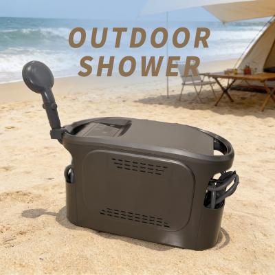 China 6L Portable Propane Hot Water Heater 5200mAh Equine Shower for Horse Wash Down for sale