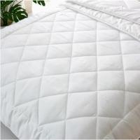 China Classic White Collection Quilt Lightweight Summer Diamond Comforter Quilt for sale