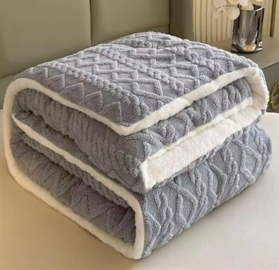 China Plush Blue Grey Fleece Comforter Cozy King Size Fleece Bedding Sherpa Filling for sale