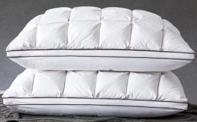 China Hotel Super Soft Down Pillow Breathable Soft Fluffy Luxury Gusseted Down Pillow for sale