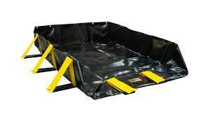 China PVC Eco Quickbunds L-Bracket Spill Containment Berm System - 30cm Wall Height, 54L to 10800L Capacity for sale