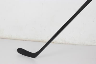 China Portable Carbon Fiber Intermediate Ice Hockey Stick 64