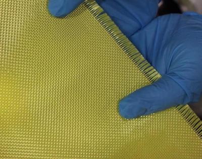 China Yellow Carbon Fiber Composite Materials Bulletproof Aramid Fabrics 1000d 200GSM for sale