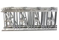 China Galvanized Steel Single Cow Headlock 1.8m High with 3mm Thickness for Livestock Management Equipment for sale