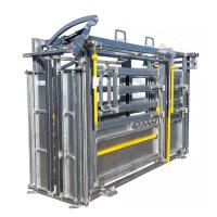 China Hot Galvanized Steel Cattle Squeeze Crush & Livestock Fencing - 1.8x2.1m Panels with 3mm Thickness for sale