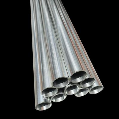 China 0Good Pre-galvanized Steel Pipe with Hot Dip Galvanizing Surface Advantage for sale