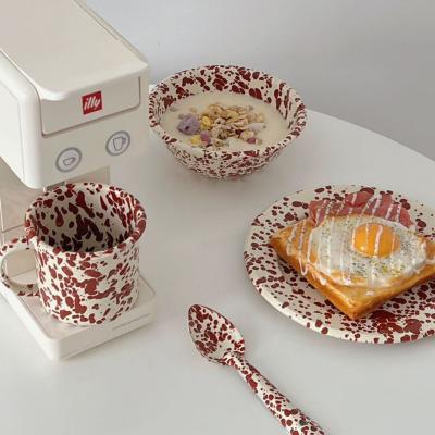 China Custom Speckle Enamel Coating Dinnerware Set Enamel Plates And Bowls Cup Dish for sale
