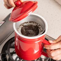 China Custom Color Enamel Oil Container 1.2L Bacon Grease Container With SS304 Mesh Strainer for sale