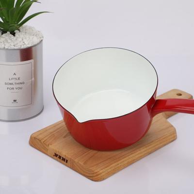 China Dual Pour Spout Enameled Sauce Pan Healthy Inside Coating Iron Milk Warmer Pan for sale