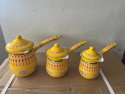 China Classic Middle East Enamel Tableware Set Enamel Grill Kettle Set 0.7L 12L 15L Capacity for sale