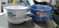 China Customized Color Enamel Mussels Pot 32cm 26cm 28cm Size For Food Preparation for sale
