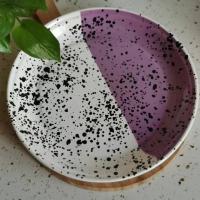 China 304 Steel Rim Enamel Dinner Plates White Round Cast Iron Steel Ware Plates Custom Logo for sale