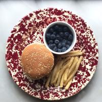 China Metal Enamel Coating Food Dish Plate Dinnerware Plate For Various Cuisines EU FDA for sale