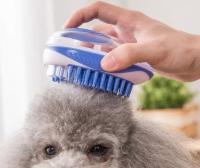 China 11*7.5*6CM Pet Wash Brush Plastic Dog Washing Brush Tool for sale