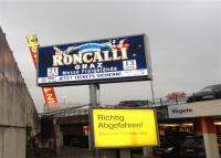China SMD3535 6500cd/sqm P10 Outdoor LED Advertising Billboard For Road for sale
