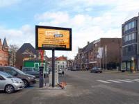China AVOE 8000nits Waterproof LED Advertising Screen IP65 180W P10 for sale