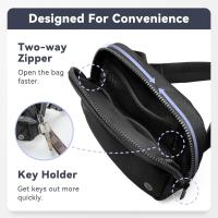China Adjustable Crossbody Belt Bag 2L Water Resistant Fanny Pack for Women Hiking Running Black for sale