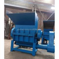 China Wood Chips Hammer Mill / Coconut Husk Crusher Machine 1500KG Weight Capacity Limitation for sale