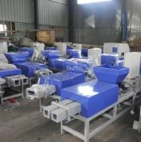 China 1-1.4t Hot Press Wooden Pallet Foot Making Machine Easy to Operate and High Precision for sale
