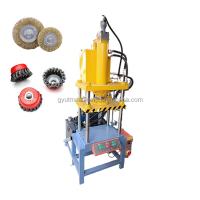 China Steel Wire Brush Making Machine for Rust Removal PLC Control 450mm Crimped Wire Wheel for sale