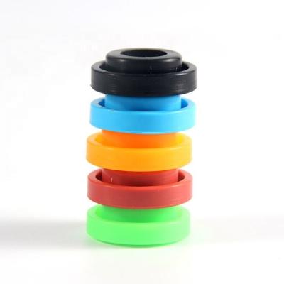 China Custom Round Silicone Rubber Grommet Excellent Electrical Properties Abrasion Resistant for sale