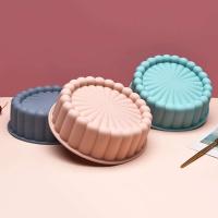China Food Safe Silicone Rubber Baking Mold Non Stick Flexible Cake Pan Custom Kitchen Bakeware for sale