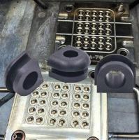 China Moulding Neoprene 90 Shore Silicone Rubber Grommet for sale