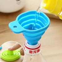 China FDA Pantone Color Long Neck Food Grade Silicone Folding Funnel for sale
